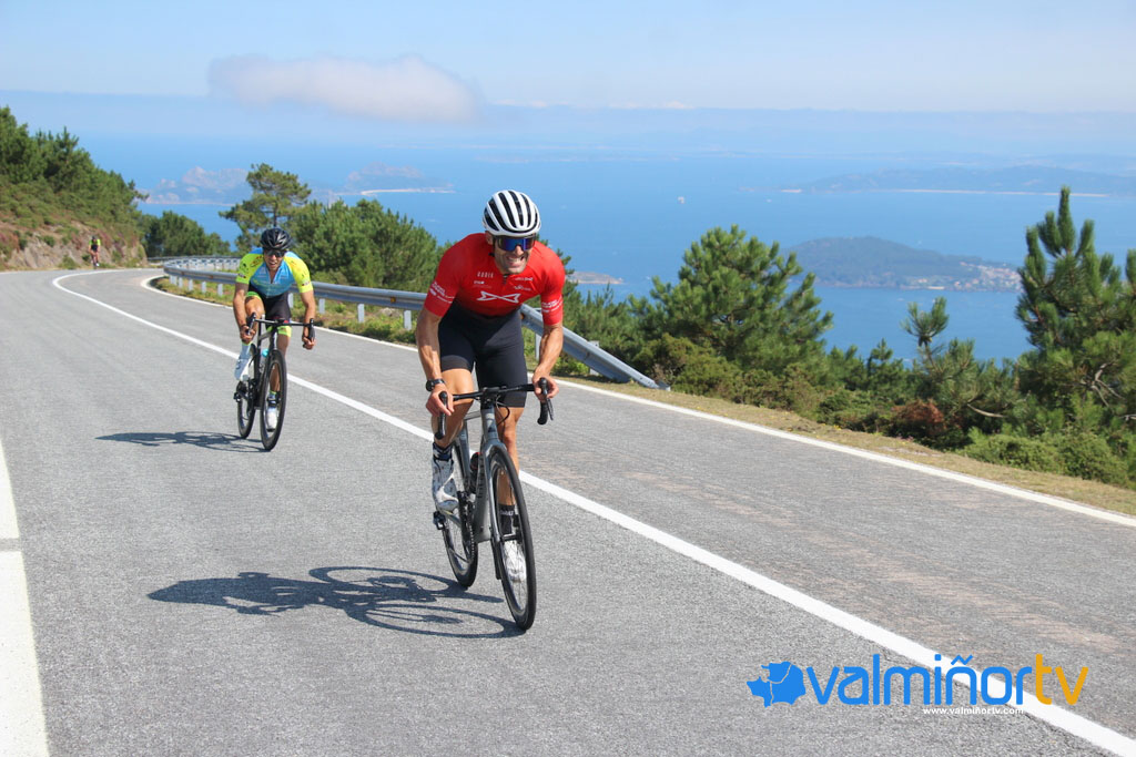 Ubaldo Rodríguez de Oliveira e Eva Piñel Lorenzo gañan a XIV Subida á ...